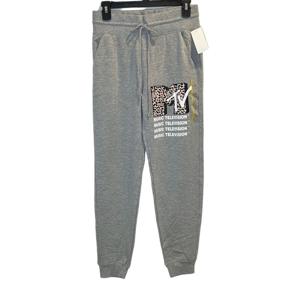 MTV | Pants & Jumpsuits | Nwt Mtv Music Television Gray Jogger ...